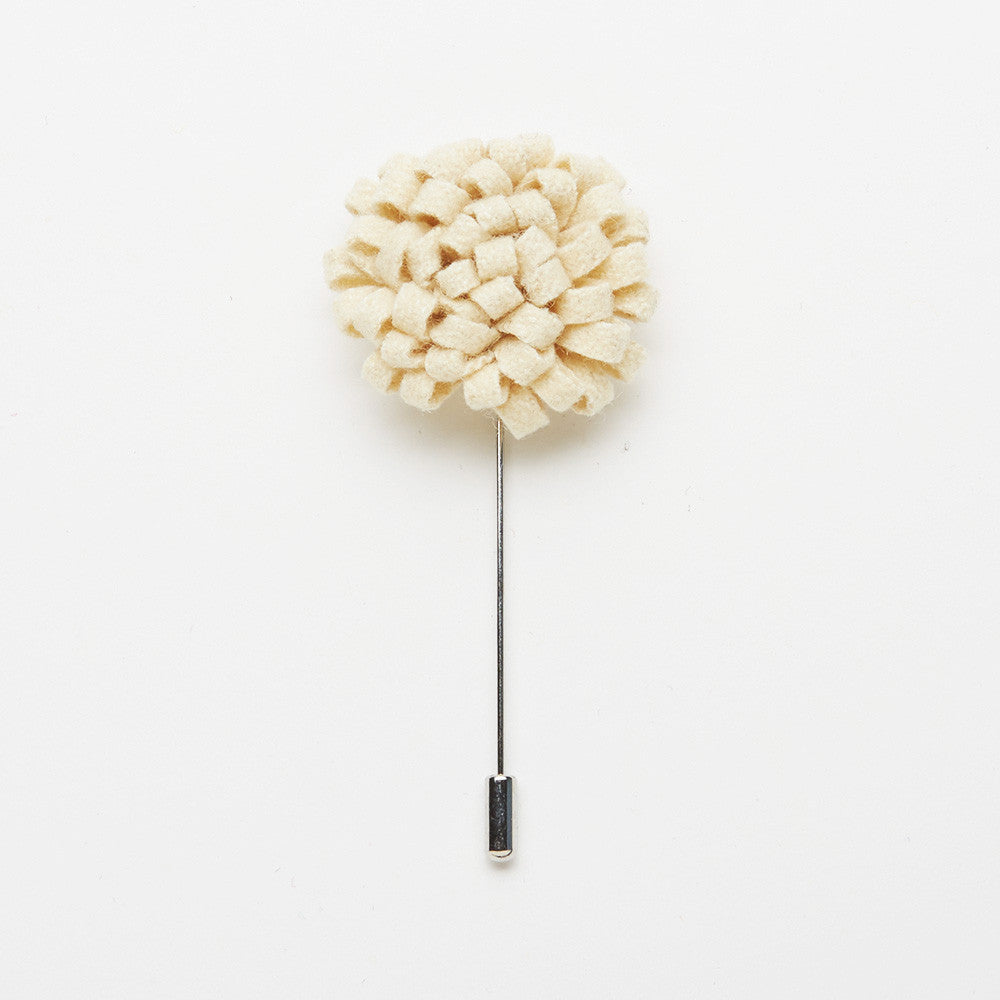 White Dandelion Pin – Kurt River